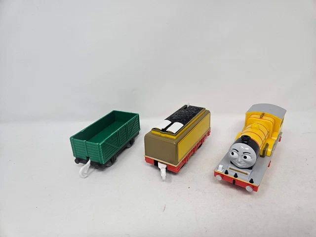 THOMAS & FRIENDS Trackmaster Molly Truck TOMY Plarail Train motore ...