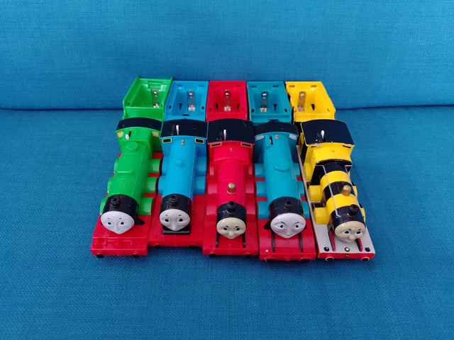TOMY TRACKMASTER THOMAS Trains Non Working Spares Repairs £13.00 ...