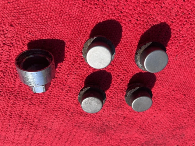 GENUINE FORD FOCUS Fiesta EcoSport Alloy Wheel Locking Wheel Nuts & Key ...