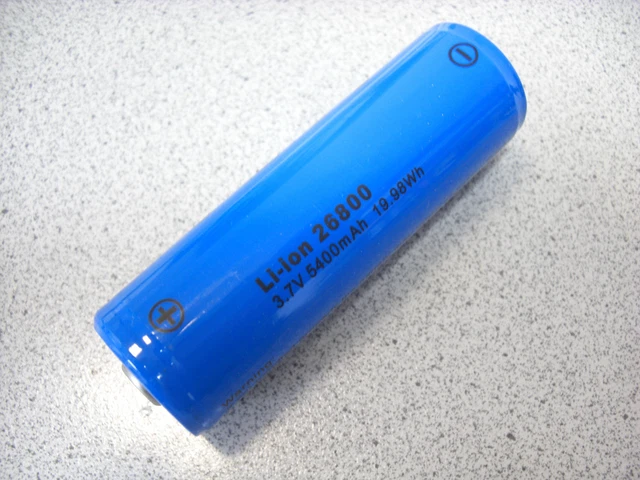 AKKU 26800 LI-ION 3,7v 5400 mAh 19,98Wh aufladbare Batterie EUR 34,99 ...