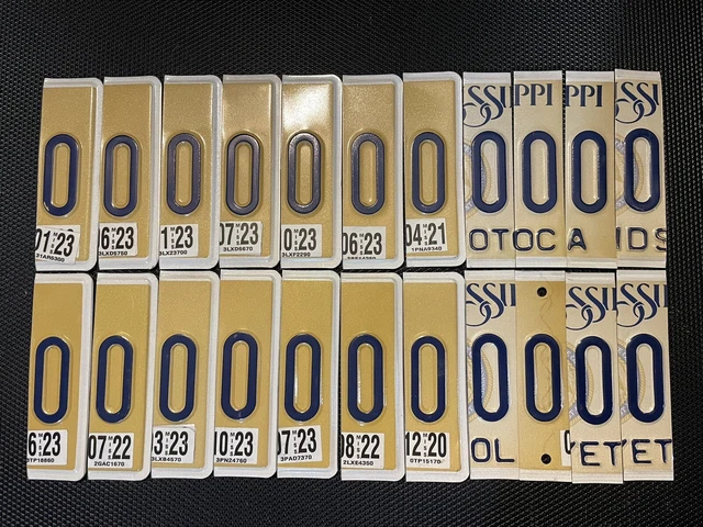 LOT OF 22 O’s LETTER O LICENSE PLATE LETTERS SIGNS FOR ARTS & CRAFTS ...