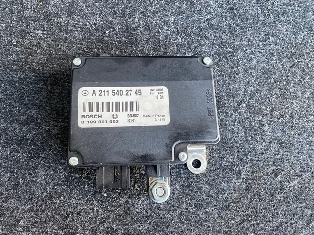 MERCEDES W211 Batteriesicherung Sicherungskasten A2115402745 EUR 110,00 ...
