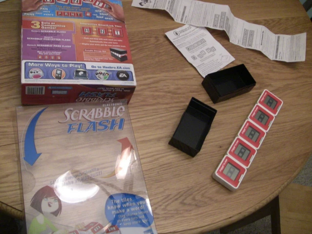 SCRABBLE FLASH BY Hasbro Electronic Spelling Word Game With Box £14.08 ...