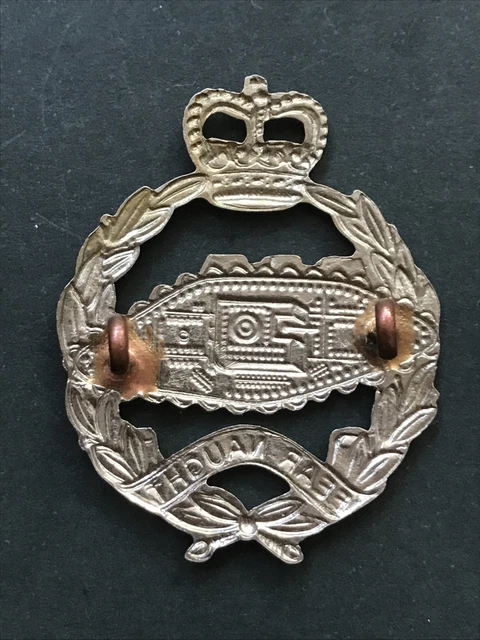 ROYAL TANK CORPS Original British Army Cap Badge Queens Crown EUR 18,68 ...