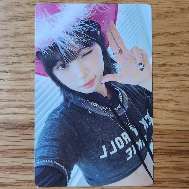 KAZUHA OFFICIAL PHOTOCARD Le Sserafim 1st Studio Album Unforgiven ...