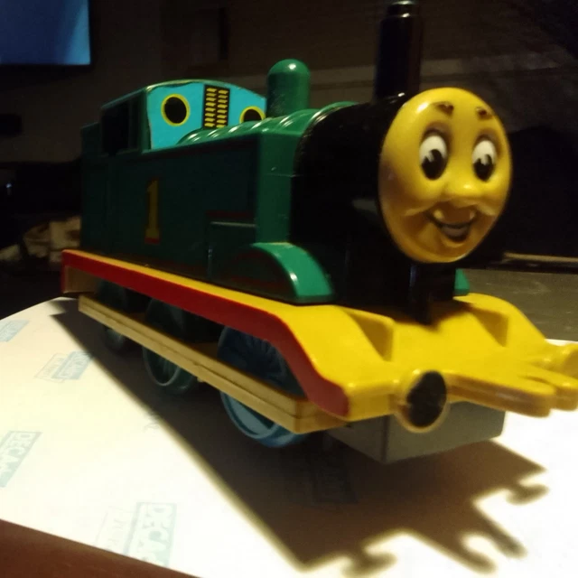 VINTAGE LARGE SCALE Plastic Ertl Thomas The Tank Engine Model Pull ...