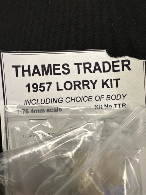 ROADSCALE MODELS WHITE metal model 1/76 Thames Trader 1957 Flat Bed ...