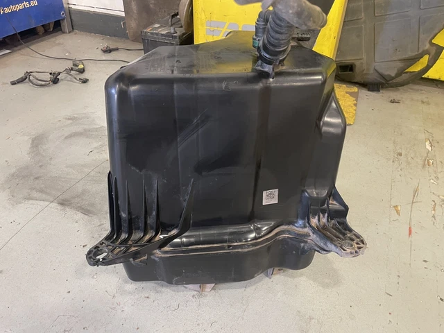 MERCEDES SPRINTER ADBLUE Tank Assembly 2019 Onwards 2.1 Diesel W907 A9104700000 £500.00 ...