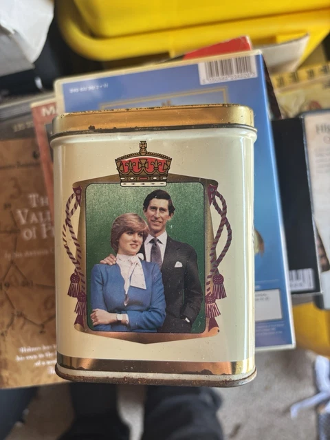 DIANA 1981 PRINCE Charles Tin Wedding Lady Royal Vintage Princess ...
