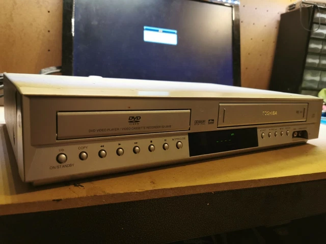 TOSHIBA VINTAGE DVD Player / VHS Combo SD-26VBSB Silver spares or ...