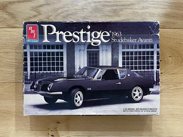 AMT PRESTIGE STUDEBAKER Avanti unassembled 1/25 model kit £39.99 ...