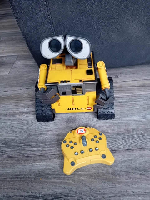 DISNEY PIXAR WALL e large remote controlled wall e walle spare repairs ...
