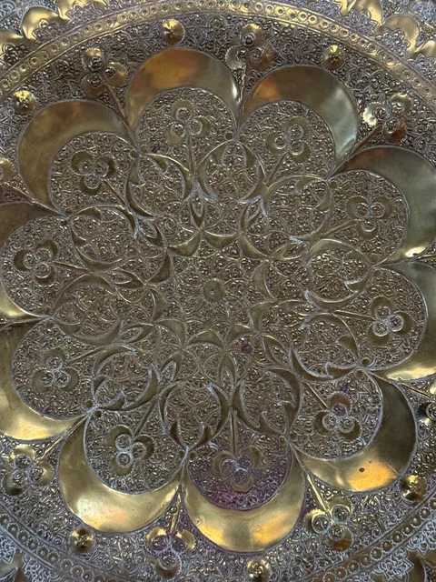 PLATEAU À THÉ marocain XXe en cuivre ou laiton richement gravé L6804 ...