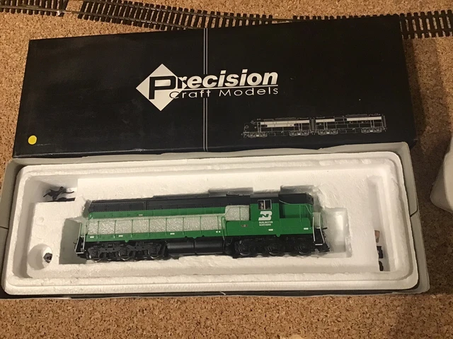 PRECISION CRAFT MODELS Ho Scale Diesel Locomotive EMD SD7 BN DCC Ready ...