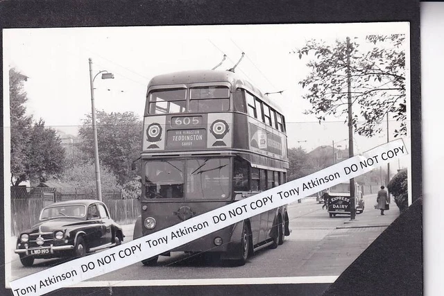 LONDON TRANSPORT - Q1 Type Trolley Bus No. 1776 On Route 605 - Photo ...