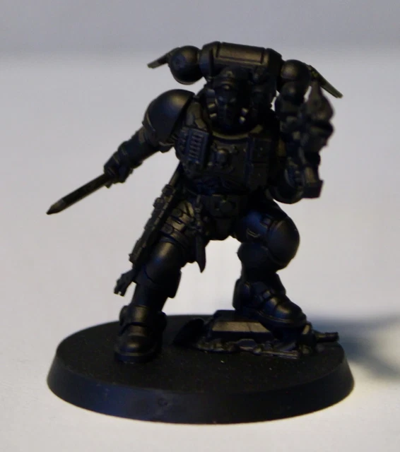 GW WH40K SPACE Marines Primaris Lieutenant in Reiver Armor - gebaut ...