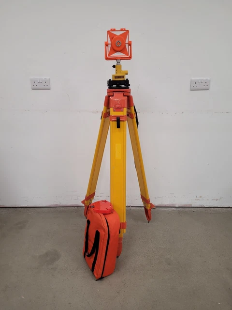 TOPCON SURVEYING REFLECTOR Prism with Carry Case & Surveyors Tripod £80 ...