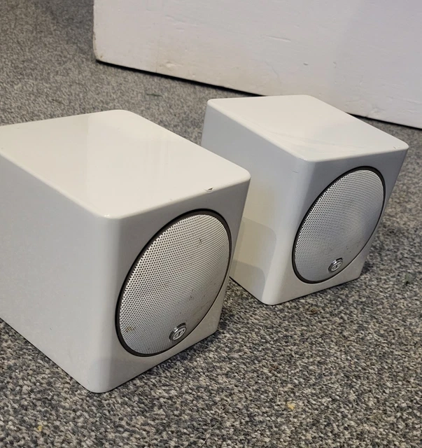 PAIR WHITE BOXED Monitor Audio Radius 45 with brackets (small dints on ...