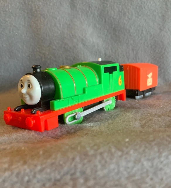 THOMAS & FRIENDS Trackmaster Motorized Percy 2013 Gullane Thomas ...