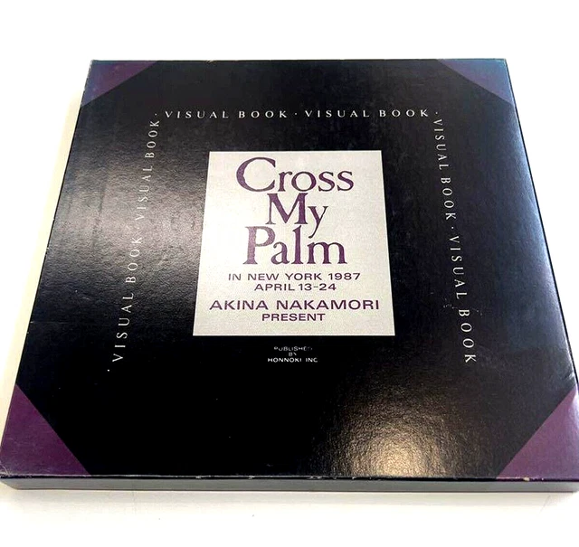 LIVRE DE COLLECTION photo Akina Nakamori CROSS MY PALM d'occasion EUR 87,42 - PicClick FR