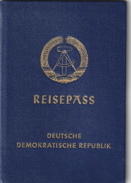 REISEPASS DDR MIT 2 x Visum Stempel ausgestellt Karl Marx Stadt 1971 ...