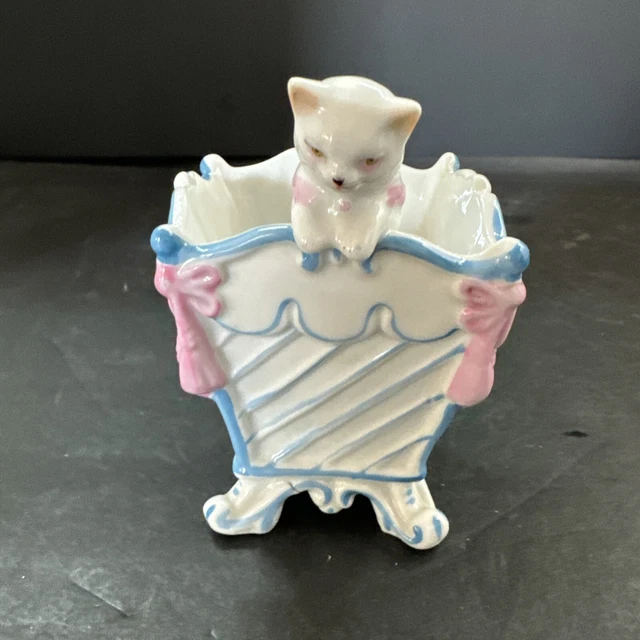 ANTIQUE GERMAN WHITE Cat In A Flower Planter Very Cute 1890s As Made ...