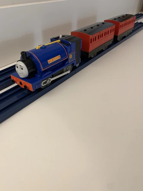 THOMAS THE TANK Engine and Friends - Trackmaster - Sir Handel £30.00 ...