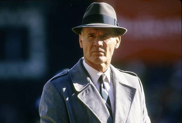 HEAD COACH TOM Landry Of The Dallas Cowboys 1980 Nfl Photo 2 $7.00 ...