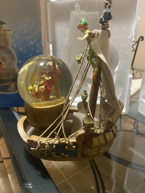 DISNEY SNOW GLOBE Peter Pan's Pirate Ship Showdown Captain Hook You Can ...