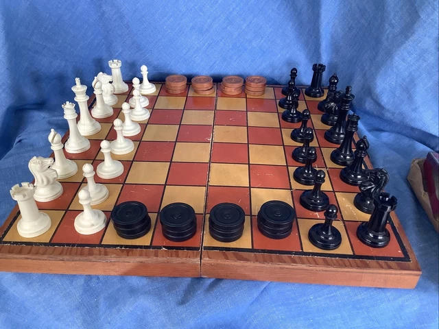VINTAGE CHAD VALLEY Plastic Chess & Draft Pieces, With Folding Board ...