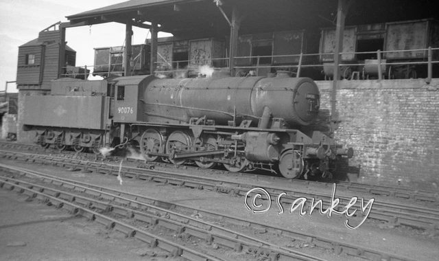 BR 35MM NEGATIVE 90076 @ West Hartlepool shed yard 18-08-67 £2.40 ...