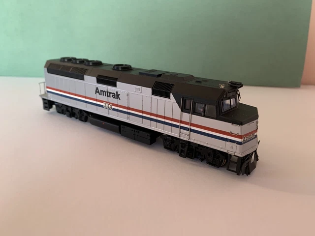 BACHMANN SPECTRUM 'HO' Scale 87024 Emd F40 Ph Diesel Amtrak Phase Iii ...