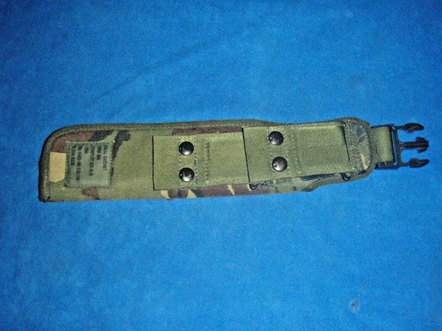 BRITISH ARMY ISSUE, Webbing Frog/Bayonet pouch. DPM IRR Woodland ...