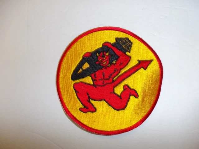 B4371 WW2 US Army Air Force 709 Bomb Squadron Patch 447th Bombardment ...