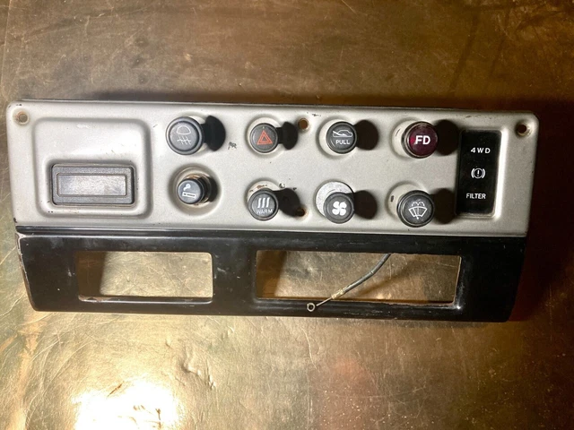 TOYOTA LAND CRUISER 40 Serie FJ40 BJ40 Center Panel J43 J45 OEM RHD ...