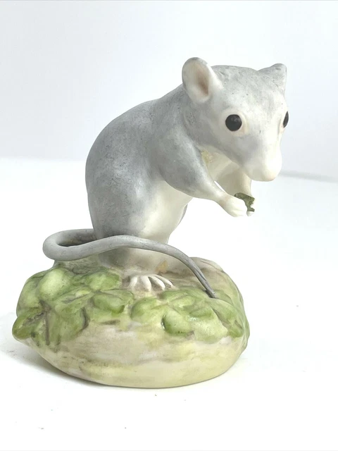 VINTAGE CYBIS PORCELAIN Mouse Figurine "Deer Mouse in the Clover" 1970 ...