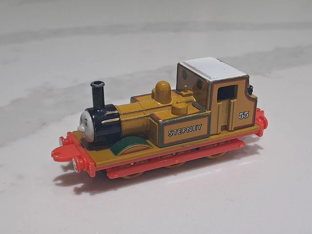 THOMAS THE tank engine, Thomas And Stepney and other stories [VHS]** £ ...