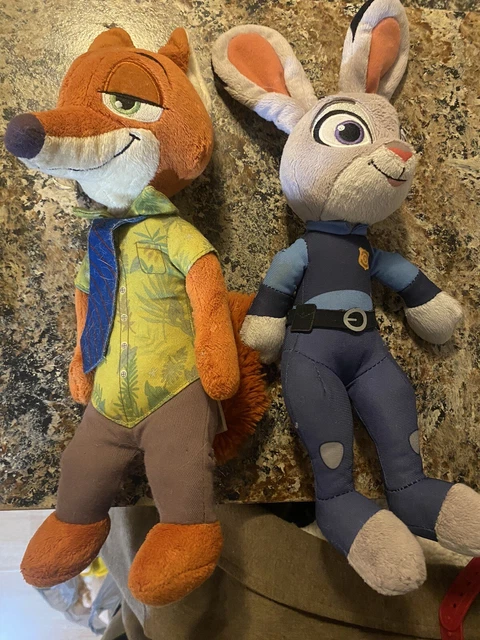 DISNEY ZOOTOPIA JUDY Hopps & Nick Wilde Talking peluche Tomy set 15" coniglio EUR 28,27 ...