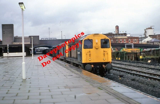 ORIGINAL 35MM Slide Railway Diesel /Steam 20073 / 20082 @ Burton Sept ...