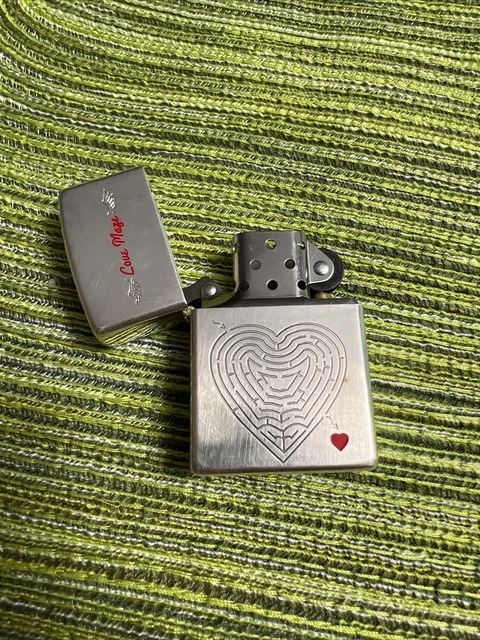 ORIGINAL ZIPPO FEUERZEUG - LOVE MAZE- mit HERZ D 06 EUR 20,00 - PicClick DE