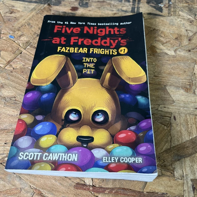 FIVE NIGHTS AT Freddy’s Fazbear Frights Vols 1-4 FNAF Books £18.56 ...