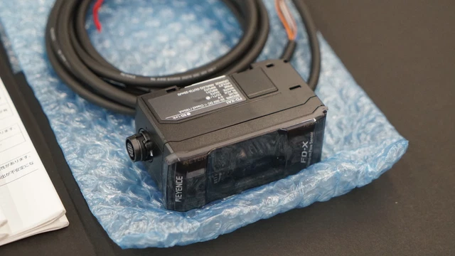 KEYENCE FD-XA1 CLAMP-ON Micro Flow Sensor, FD-X Series $615.17 ...