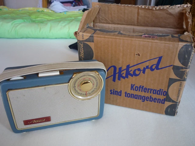 AKKORD TRANSISTORRADIO KOFFERRADIO Jonny M 60 EUR 79,10 - PicClick DE