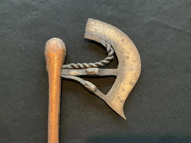 SUPERB OLD ANTIQUE African Songye Ceremonial Axe Kilonda £231.58 ...