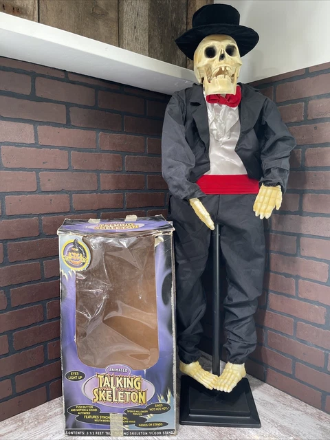 VINTAGE GEMMY SKELETON Groom 1998 Animated Talking Skeleton HUGE 3 1/2 ...