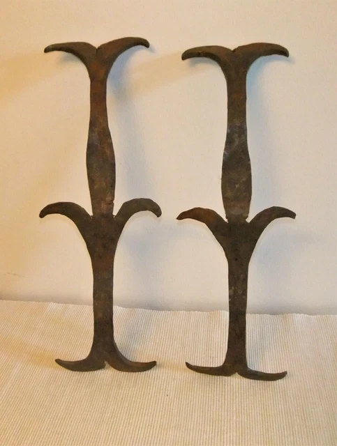 2 GRILLES ANCIENNES En Fer Forgé (Espiga, Llargandaix) EUR 125,00 ...