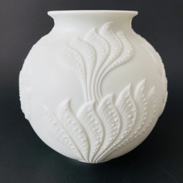 VINTAGE KAISER W Germany Matte White Pottery Vase MCM 577 Signed ...