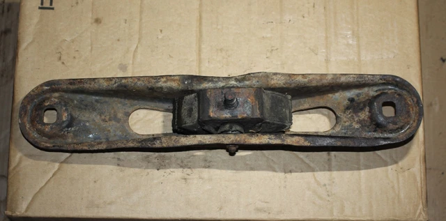 GENUINE ORIGINAL MERCEDES-BENZ Mb W123 C123 Engine Mount Transmission ...