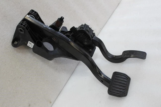 2020 2021 2022 2023 Tesla Model Y Accelerator And Brake Pedals 1188691 ...