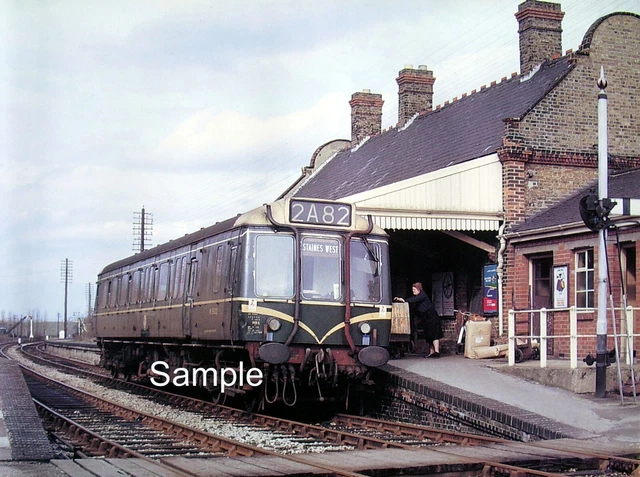 COLNBROOK RAILWAY STATION, STAINES, LONDON. 1965 Loco; W55022 PHOTO 12 ...
